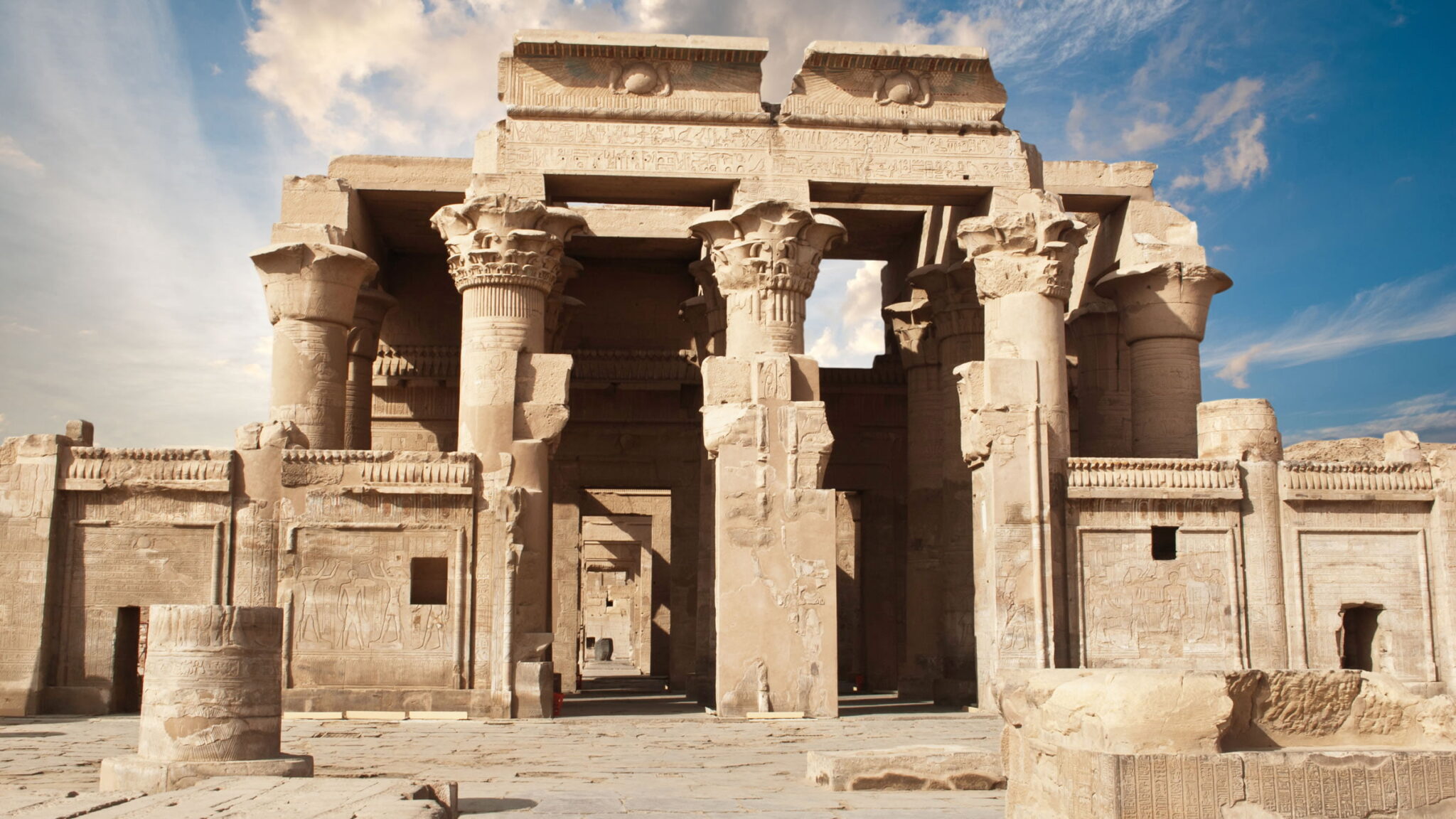 Le temple de Kom Ombo : une curiosité archéologique en Égypte - Live ...